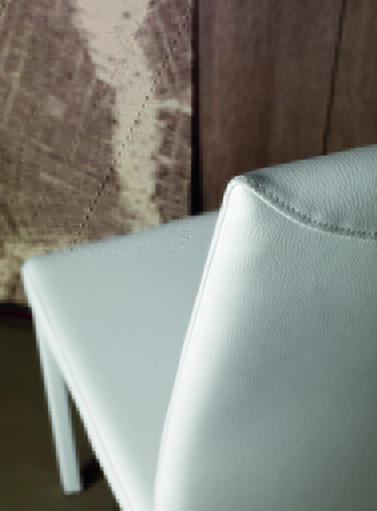 COMPAR: Rosa Chair | Michelangelo Designs