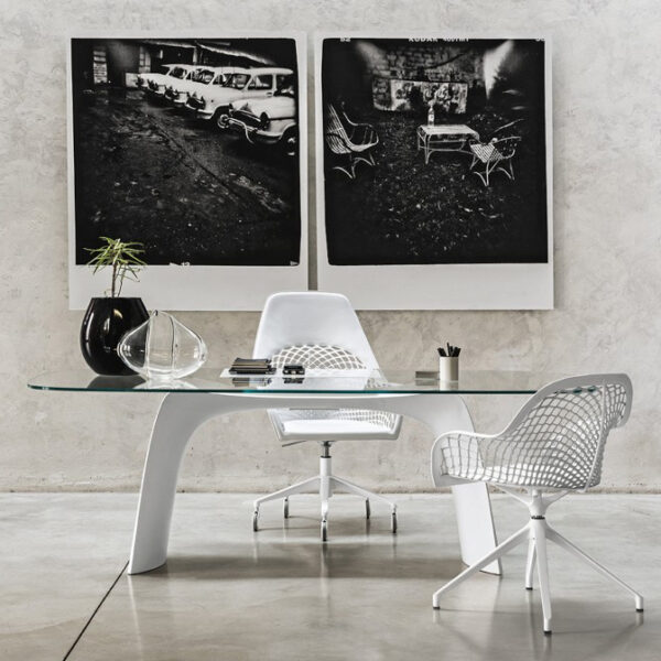 MIDJ: Moonlight Fixed Table | Michelangelo Designs