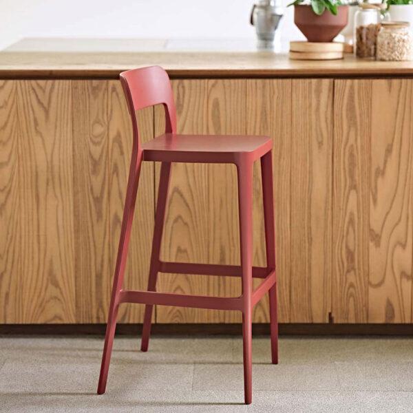 MIDJ: Nenè H65 PP Stool | 30319 | Michelangelo Designs