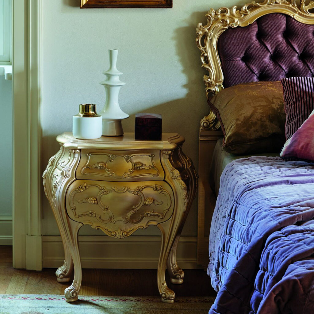 SIL: 713 Iris Bedside Table | Michelangelo Designs