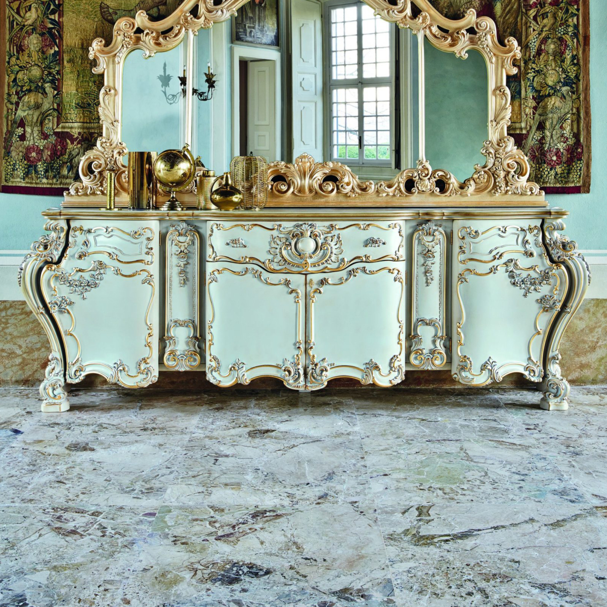 SIL: 992 Minerva Mirror | Michelangelo Designs