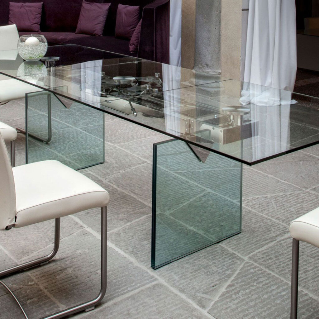 NAOS: Quasar Dining Table | Michelangelo Designs